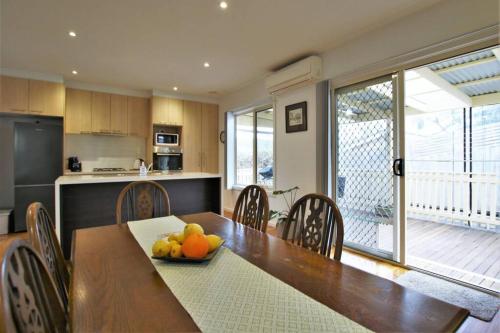 Fermoy Cottage, Healesville (updated prices 2025)