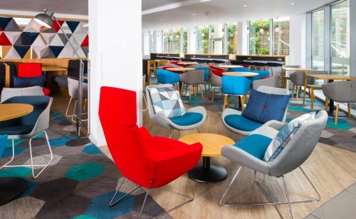 Holiday Inn Express London-Hammersmith, an IHG Hotel, London – Updated ...