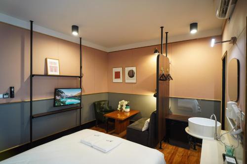 Josh Hotel, Bangkok (updated prices 2024)