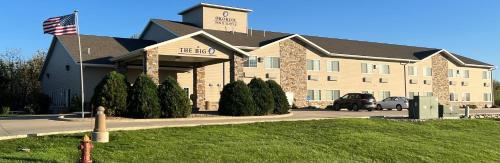 Okoboji Inn & Suites, Milford (updated prices 2025)