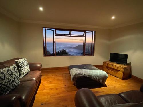 Ocean View, Herolds Bay (updated prices 2025)