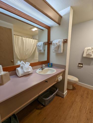 Surfside Resort, Rockaway Beach (updated prices 2026)