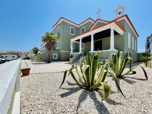 The 10 best beach hotels in Portugal | Booking.com