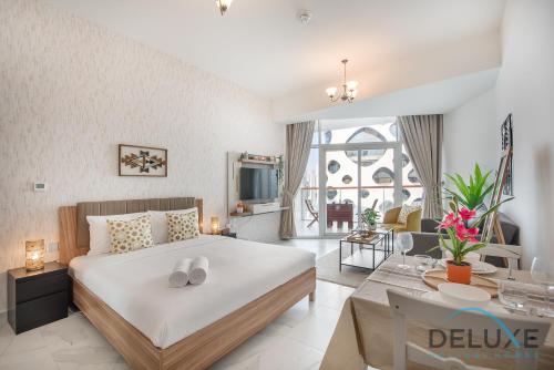 Intimate Studio at Millennium Binghatti Residence Business Bay by ...