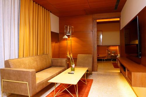 The Centrum, Lucknow – Updated 2023 Prices