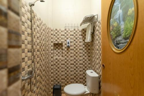 RedDoorz At Joyce Guest House Medan, Medan