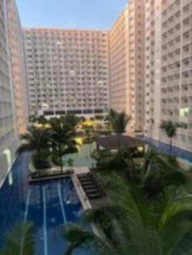 SHELL RESIDENCE c5, shortwalk MALL OF ASIA near Airport, Manila ...