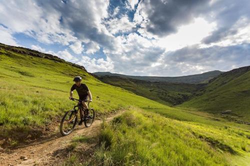 Fairways Drakensberg Resort, Drakensberg Garden (updated prices 2025)