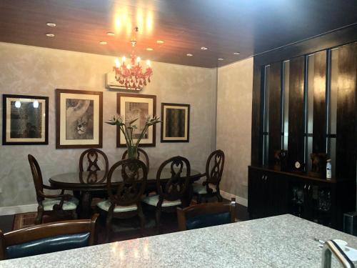 Seacliff Suites Hotel and Resort, Pinamalayan – Updated 2024 Prices