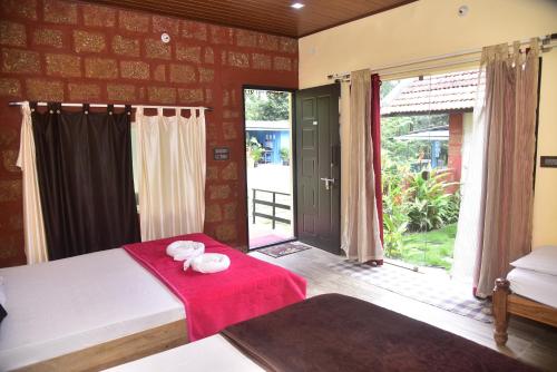 Redrock homestay, Chikmagalūr (updated prices 2024)