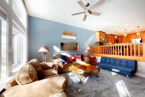 Nottingham Nook, Avon – Updated 2022 Prices