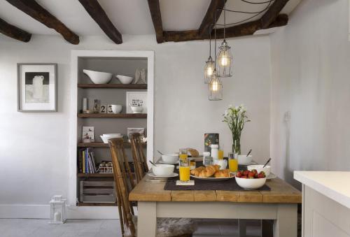 Corner Cottage, Adlestrop (updated prices 2025)