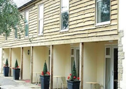 The Vines Inn, Alvescot – Updated 2022 Prices