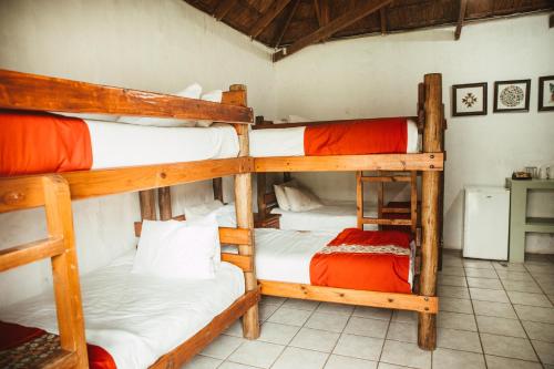 Amphitheatre Backpackers Lodge, Ethels Drive, South Africa - Booking.com