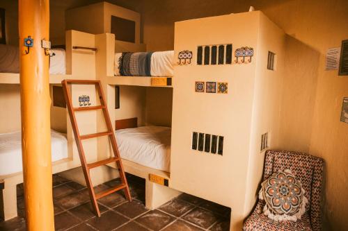 Amphitheatre Backpackers Lodge, Ethels Drive (updated prices 2025)