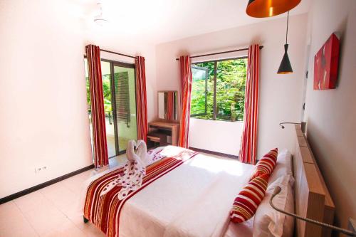 Nitzana Residences & Restaurant, Pereybere (updated prices 2024)