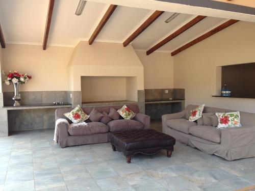 Manor Hills Guest Lodge, Rustenburg – Updated 2024 Prices