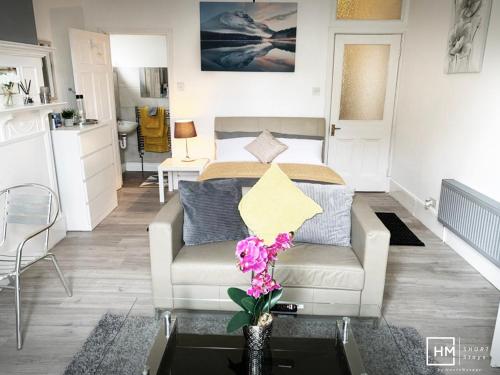 Norbury House - Apratment 1b, Norbury (updated prices 2024)