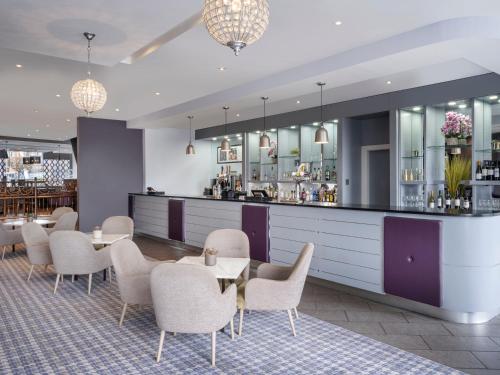 Leonardo Hotel Leeds - formerly Jurys Inn Leeds, Leeds – Updated 2024 ...