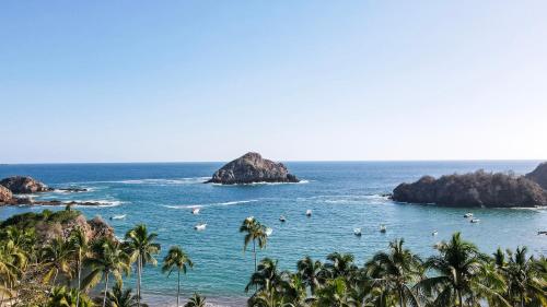 Punta Perula beach 🏖️ Jalisco, Mexico - detailed features, map, photos