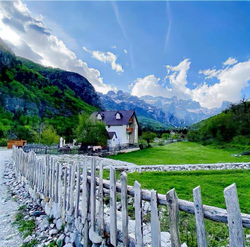 Bujtina Tinari Theth, Theth (updated prices 2024)