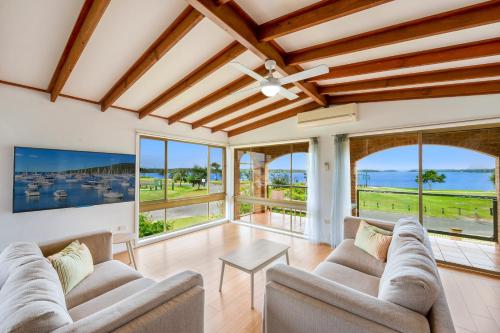 South Coast Retreat, Greenwell Point (updated prices 2024)