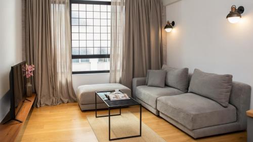 Kin Athens, Athens (updated prices 2025)