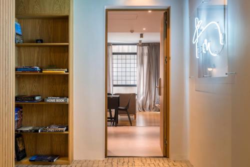 Kin Athens, Athens (updated prices 2025)