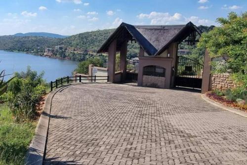 Fish Eagle Manor, Warmbaths, Bela-Bela – Updated 2024 Prices