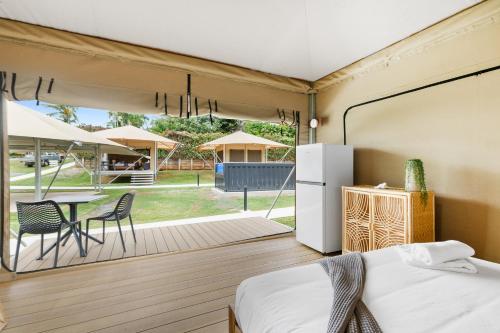 Poinciana at Cooee Bay, Yeppoon (updated prices 2024)