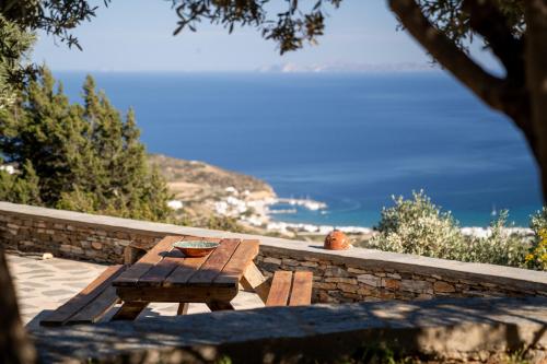 Flaros House-Traditional Cycladic House, Sifnos, Platis Gialos (updated ...
