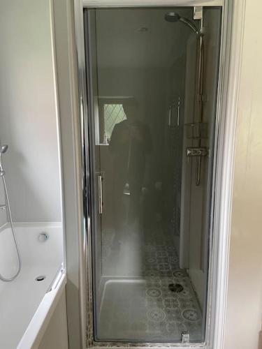 Award winning pet friendly paddock cottage, Whitby (updated prices 2025)
