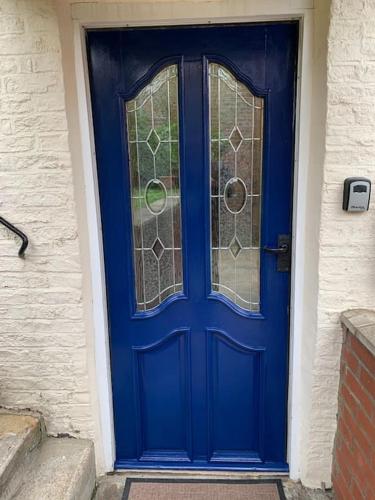 Award winning pet friendly paddock cottage, Whitby (updated prices 2025)