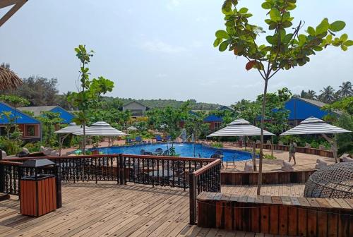 Hotel Mayfair On Sea, Morjim Beach, Goa, India - Booking.com