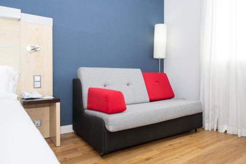 Holiday Inn Express Barcelona City 22@ by IHG, Barcelona (updated ...