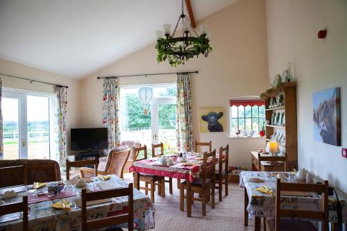 Higher Farm, Malpas (updated prices 2024)