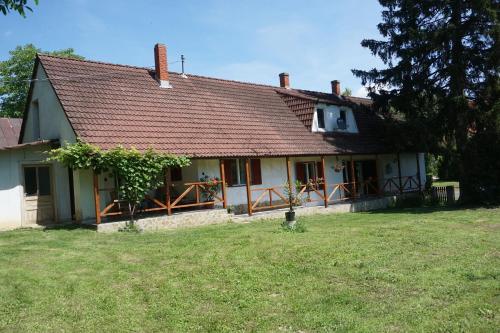 Holidays Hongarije, Igal (updated prices 2025)