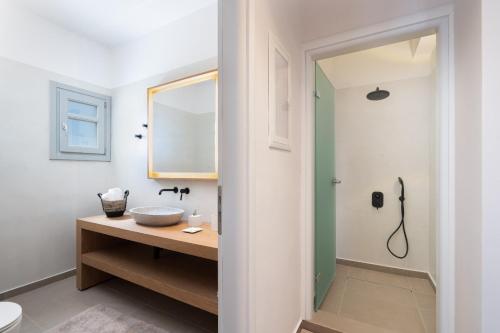 New Villa Katerina Collection, Megalochori (updated prices 2025)