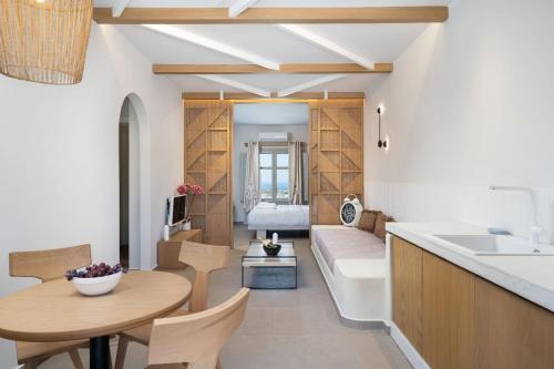 New Villa Katerina Collection, Megalochori (updated prices 2025)