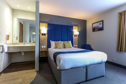 Days Inn Peterborough, Peterborough – Updated 2022 Prices