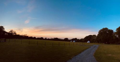 Yurt glyncoch isaf farm, Llangrannog (updated prices 2024)