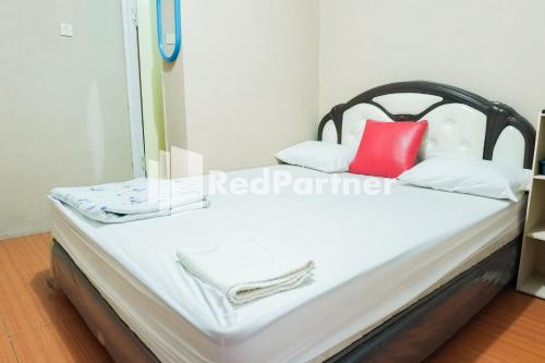 Penginapan Rio Anakku Syariah Banjaran RedPartner, Pameungpeuk ...