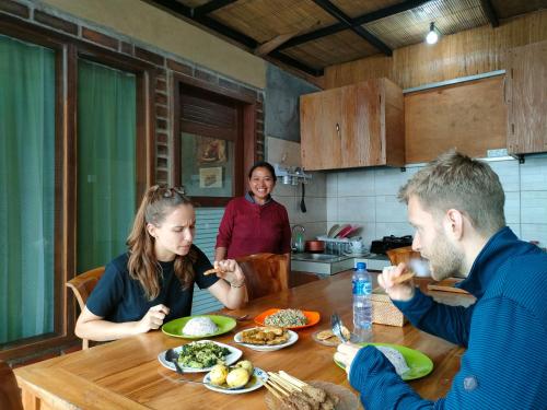 MUNDUK RETREAT - Pondok Pekak Lelut, Munduk (updated prices 2025)