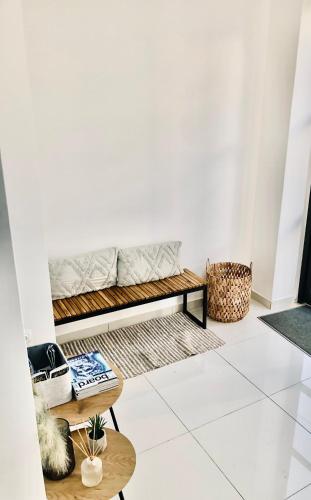 Navitas House, Athens (updated prices 2025)