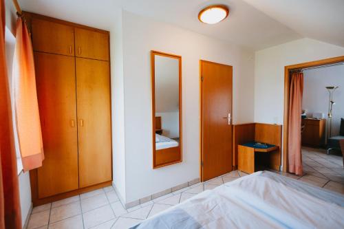 Bio-Weingut Staffelter Hof, Kröv (updated prices 2025)