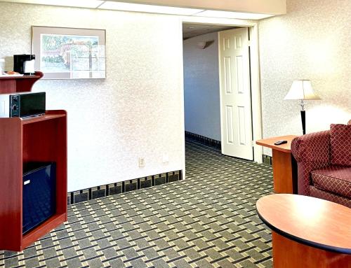 Ramada by Wyndham South El Monte, South El Monte – Updated 2023 Prices