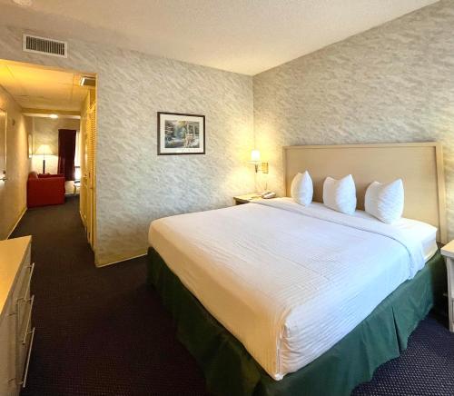 Ramada by Wyndham South El Monte, South El Monte (updated prices 2025)