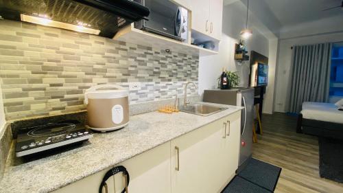 Cool Suite by Aki at SMDC Wind Residences Tagaytay, Tagaytay (updated ...