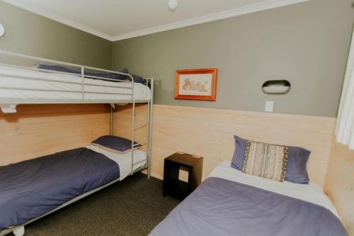 Waitomo Village Chalets home of Kiwipaka, Waitomo Caves – Updated 2023 ...