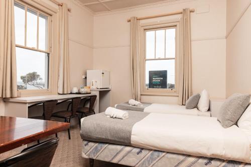 Barwon Heads Hotel, Barwon Heads (updated prices 2024)